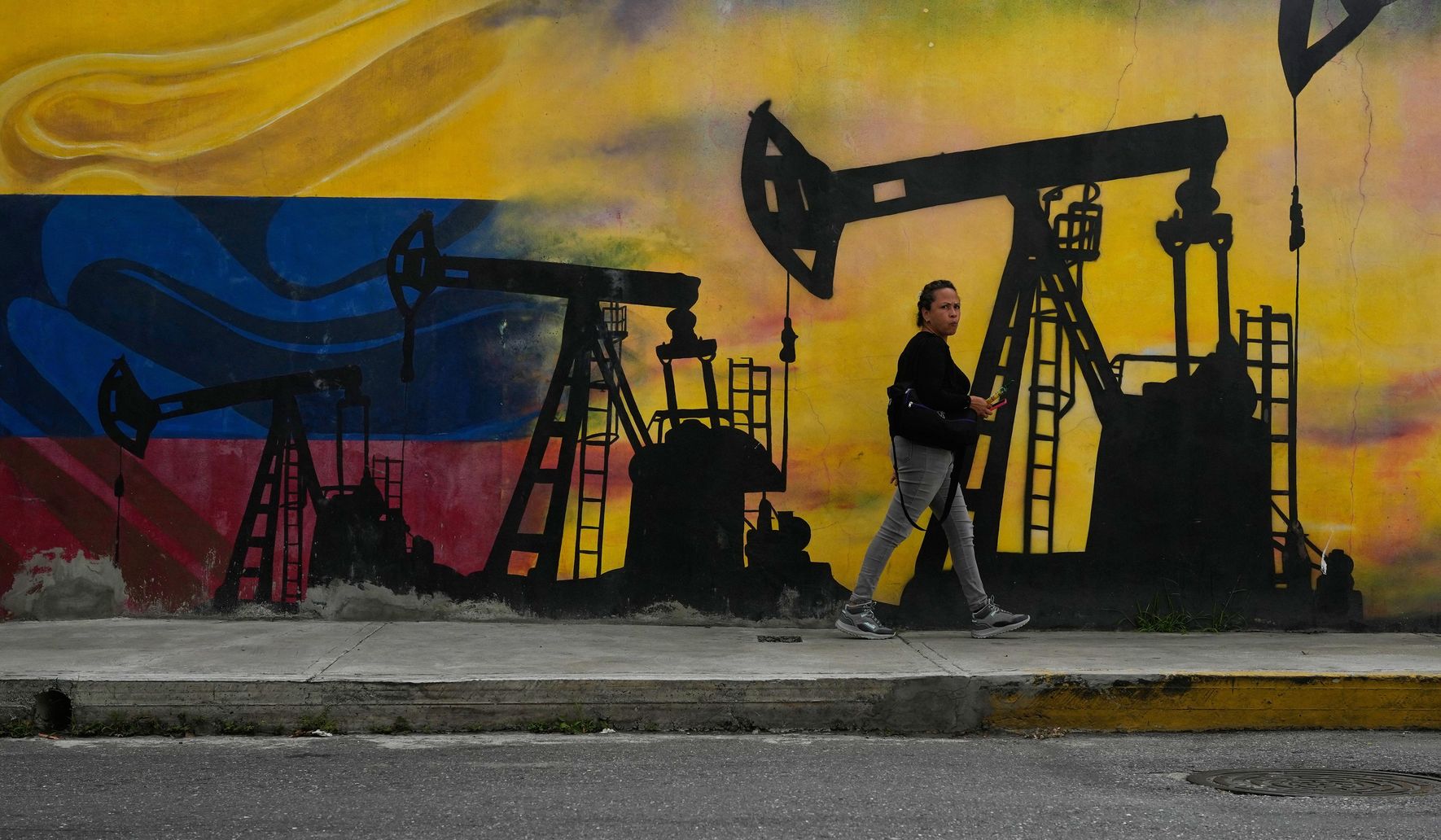 U.S. Forces Board Sanctioned Venezuela-Linked Tanker in North Atlantic ...